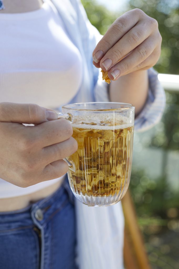 Nim's Apple & Beetroot Tea (150g) | Nims Crisps